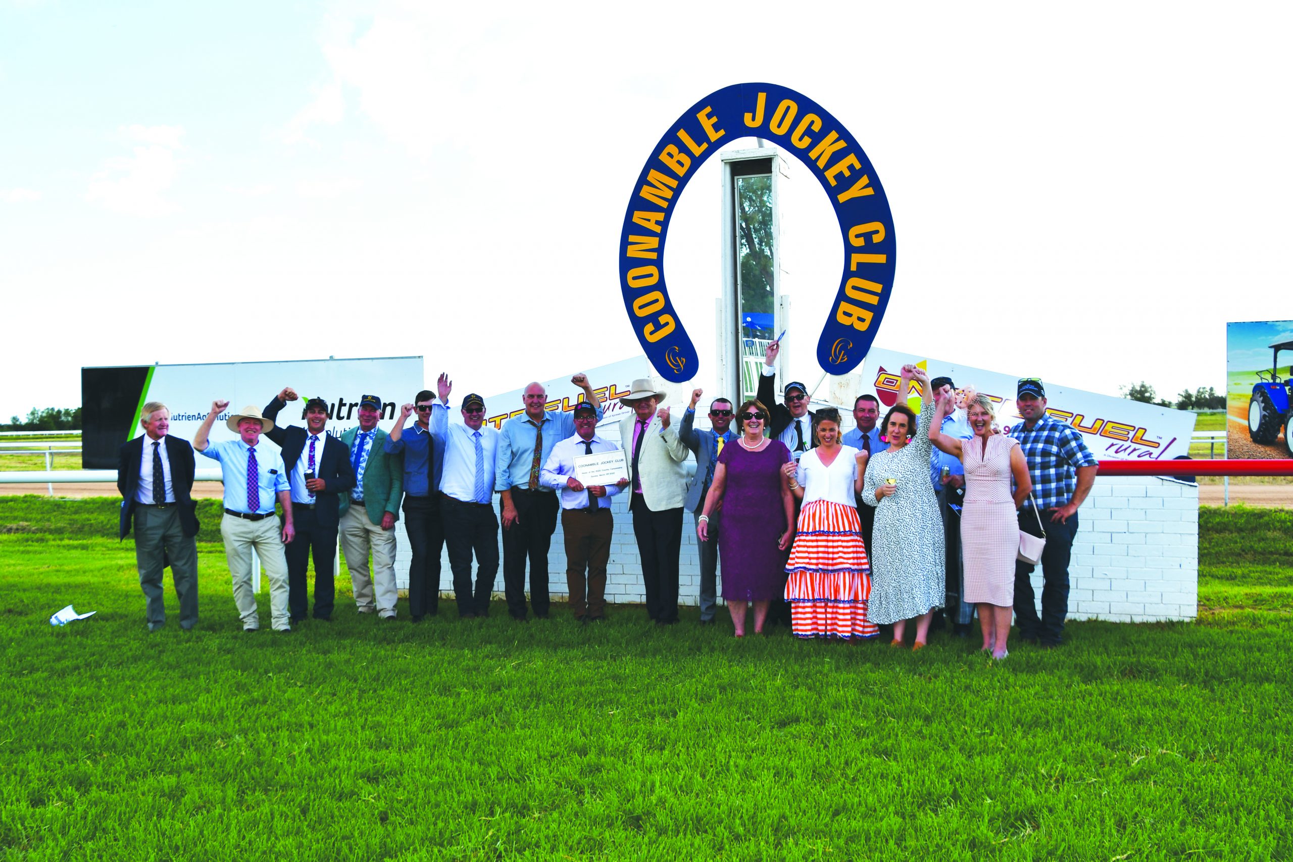 Coonamble Races beat Coronavirus by a nose | The Coonamble Times