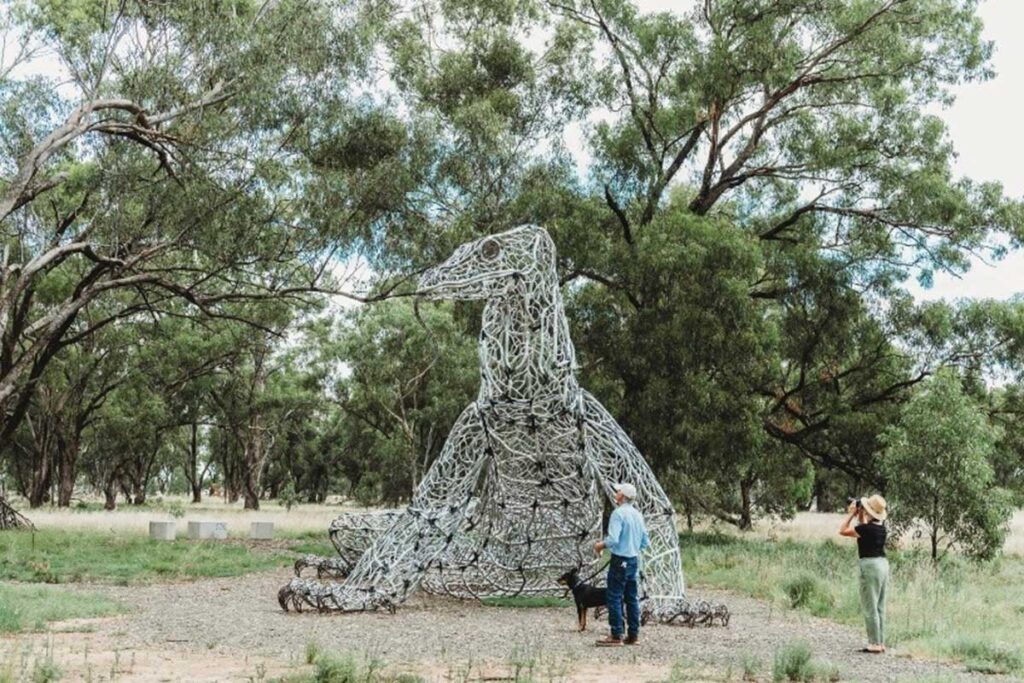 Lachlan Valley's larger-than-life bush art | The Coonamble Times