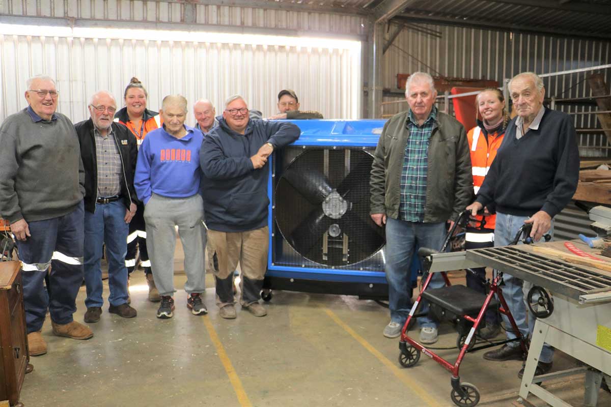 Cobar Men's Shed keeps its cool | The Coonamble Times