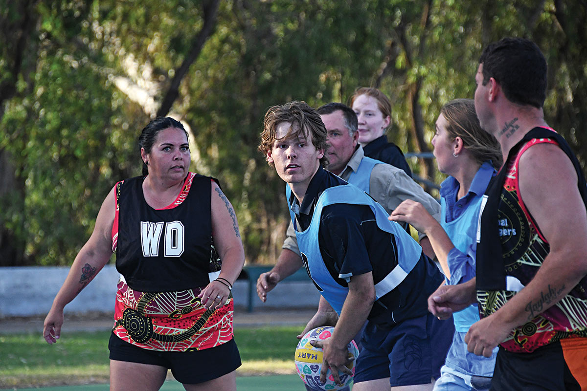 Summer netball heats up | The Coonamble Times
