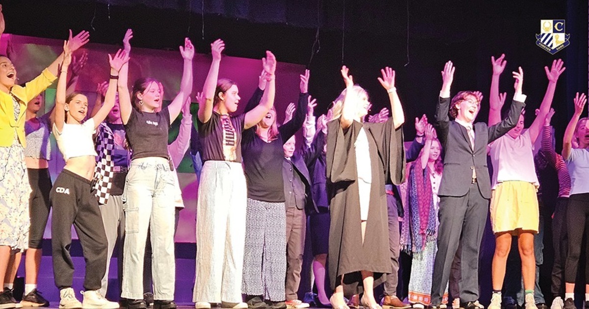 Coona high school students perform iconic Legally Blond musical | The ...