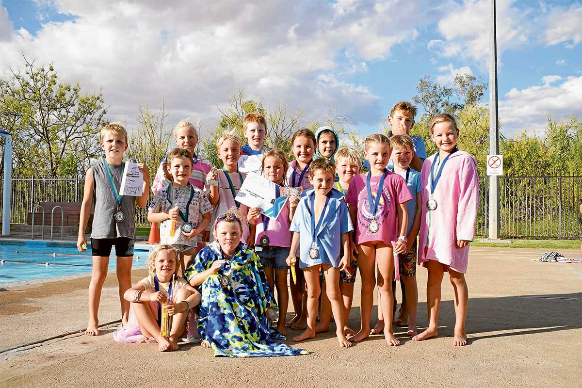 Junior swimmers end club year | The Coonamble Times