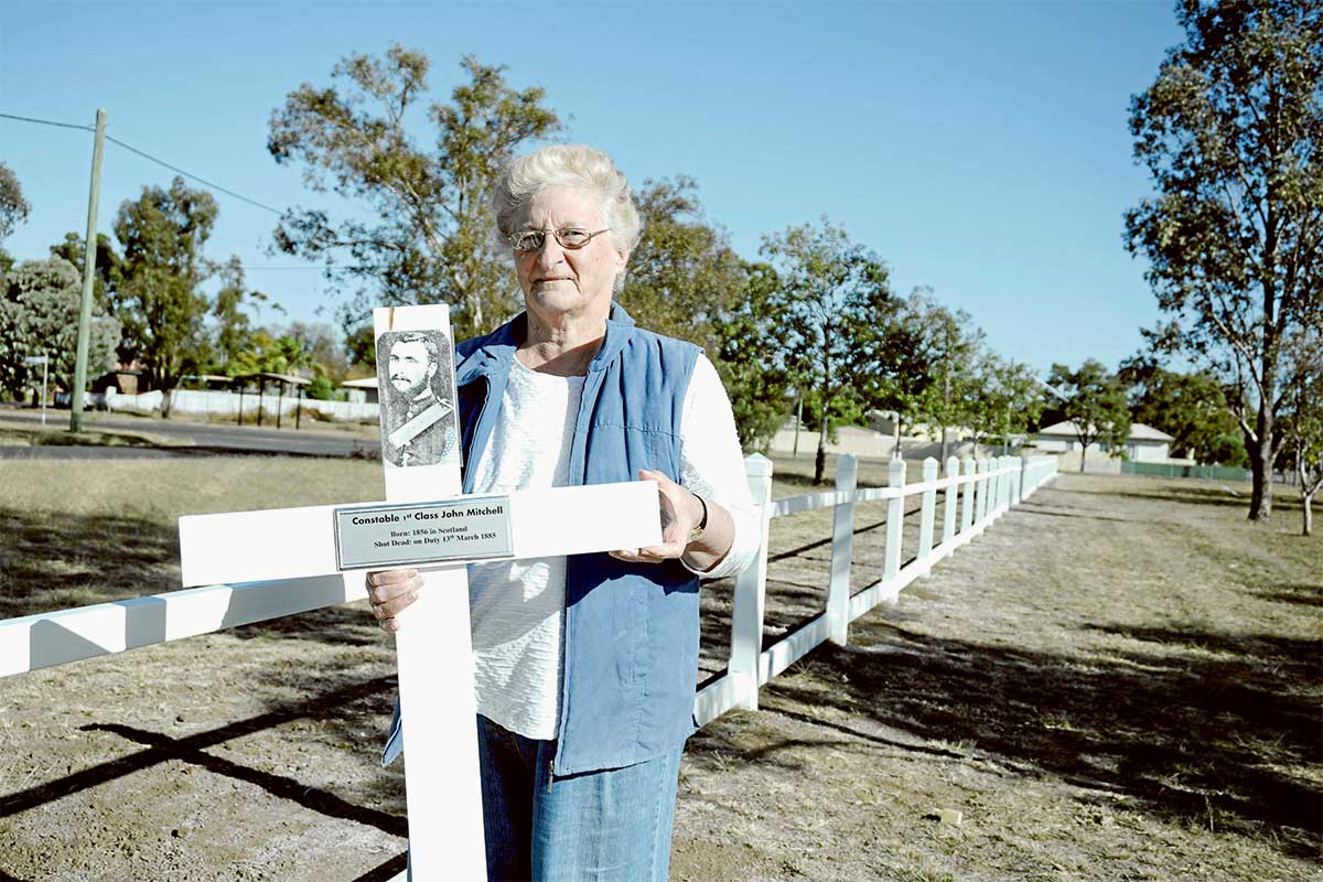 Fencing begins at Pioneer Cemetery | The Coonamble Times