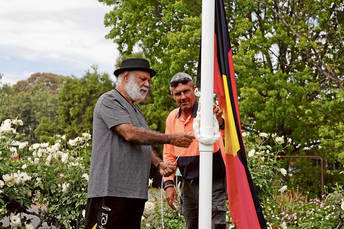 Aboriginal flag now flies at Koonambil | The Coonamble Times