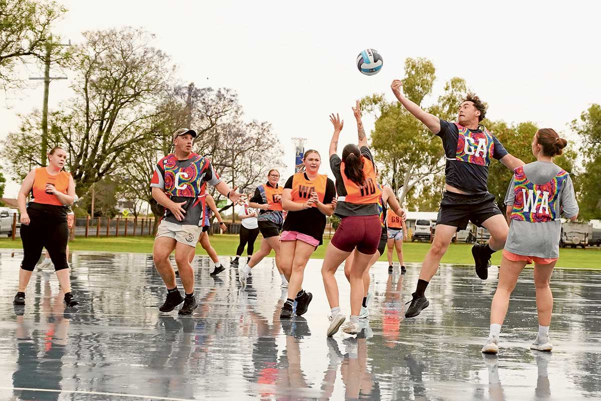 Wednesday netball gets a little wet and wild | The Coonamble Times